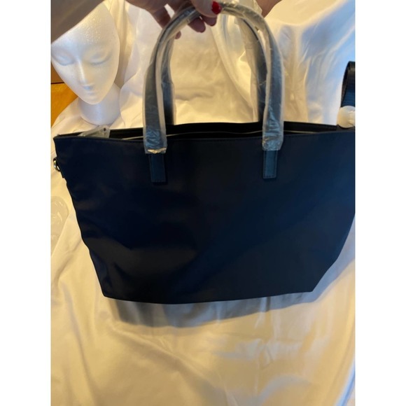 Estee Lauder | Bags | Estee Lauder Navy Blue Weekender Travel Shopping Bag Tote Wadj Strap Nwt ...